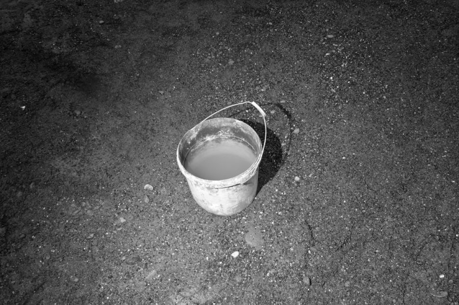 der eimer mit altem wasser – caspar-urban III photographie